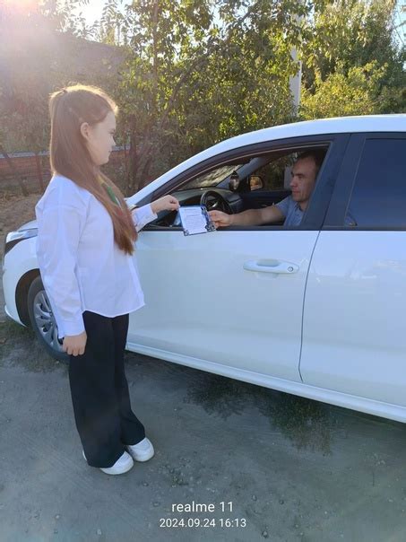 Отрядом ЮИД были изготовлены памятки с рекомендациями для пешеходов а так же была проведена