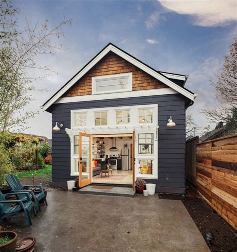 A New Cottage Takes The Place Of An Old Garage Friends And Airbnb