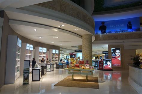 2022DFS旗下T广场巴厘岛店购物 DFS精品免税店是巴厘岛最大的 去哪儿攻略