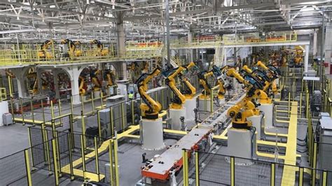 原生超能混动suv风云t9正式下线 奇瑞全面提速新能源战略布局 搜狐汽车 搜狐网