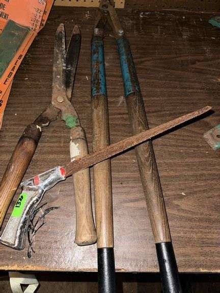 Grading Tools And Saw Baker Auctions And Real Estate Llc