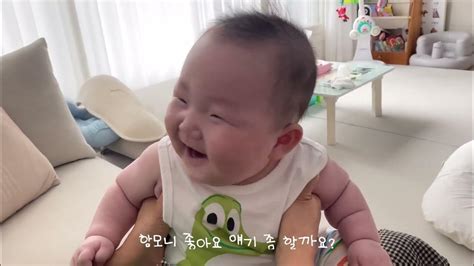 Vlog 4개월아기 폴더매트 설치 옹알이시작 Youtube