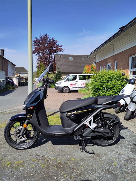 Elektroroller Super Soco CPX Pro