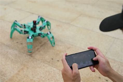 Xr R1 Brings Hexapod Robotics To Tech Savvy Consumers