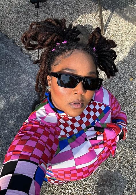 Lizzo Thrills Fans As She Shows Off Killer Curves In Super Short Dress