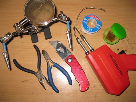 Build A Transistor Circuit Board For Controlling Air Conditioner Remote