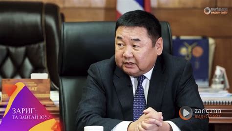 Д Ганбат Улстөрийн амаргүй ажлыг ойлгож дэмждэг гэр бүлдээ баярладаг