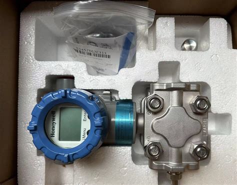 New Original Honeywell Transmitter St700 Stg745 Honeywell And