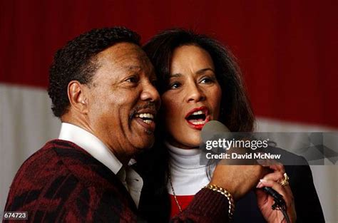 Marilyn Mccoo Songs Photos And Premium High Res Pictures Getty Images