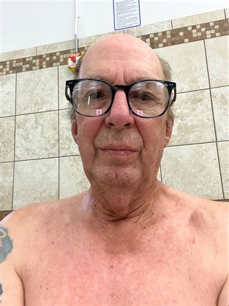 Pin By Lomikar On Fotka Old Man Pictures Very Old Man Creepy Old Man
