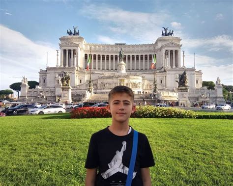 Основецот Вања Ѓорѓиоски кој освои златен медал на Светскиот натпревар по англиски јазик „Хипо