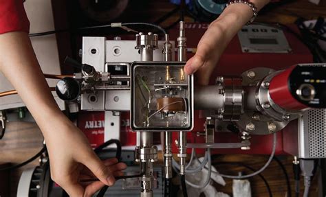 Miniature Mass Spectrometer Tech Briefs