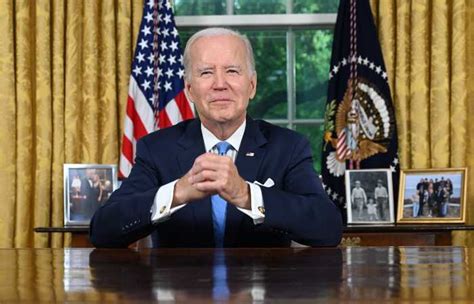 Байден подписал закон о повышении лимита госдолга США