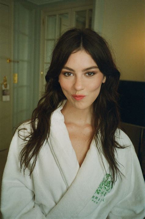 Gracie Abrams Style Clothes Outfits And Fashion• Page 3 Of 3 • Celebmafia