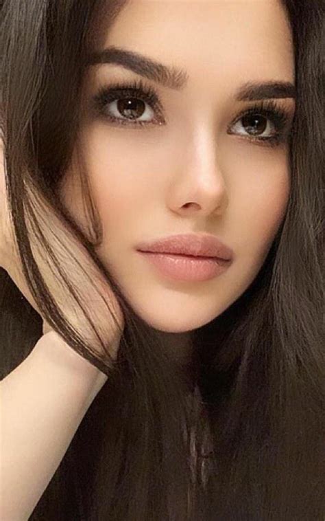 Most Beautiful Faces Beautiful Lips Beautiful Women Pictures Pretty