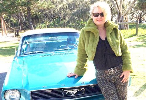 Tips To Help You Layer More Stylishly Inside Out Style