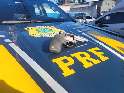 Prf Apreende Arma De Fogo E Munições Durante Operação Transporte Seguro