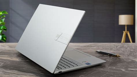 Asus Vivobook X Oled K Review The Oled Display Is Stunning But P Series Cpu Is A