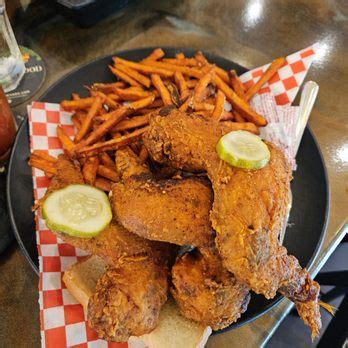 Willies Hot Chicken Updated April 2025 472 Photos And 483 Reviews