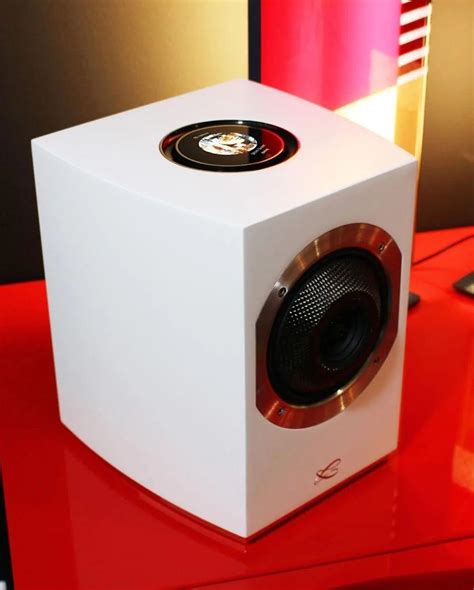 【新品】cabasse Rialto带触摸屏的主动式书架音响 知乎