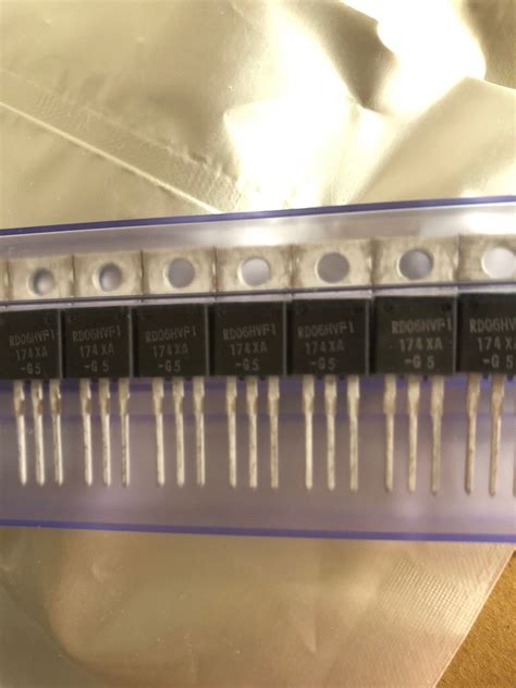 Rd06hvf1 Mitsubishi RF Power Mosfet VHF 6W Transistor VHF RoHS Power Transistor And Rd06hvf1