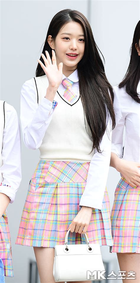 장원영 ‘살살 녹이는 애교 미소 Mk포토 매일경제