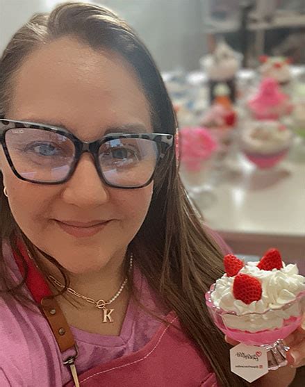 Introducing Karina Gil Illuminating Artistry With Guaritas Candles Kcull