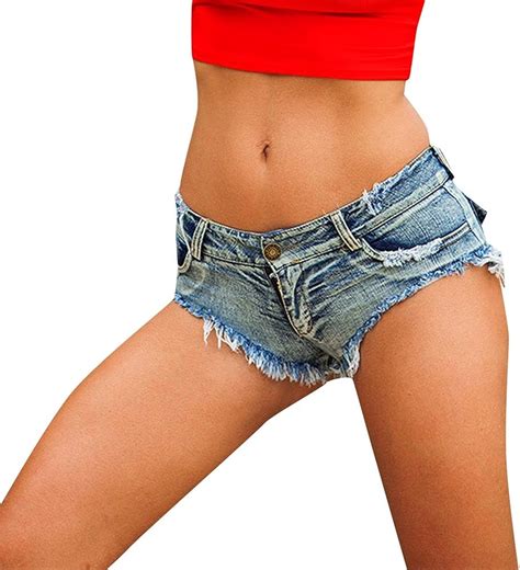 Women In Sexy Short Shorts