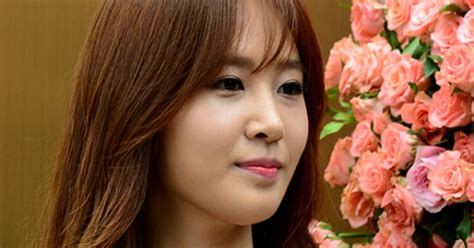 포토 유리 여인의 향기 물씬