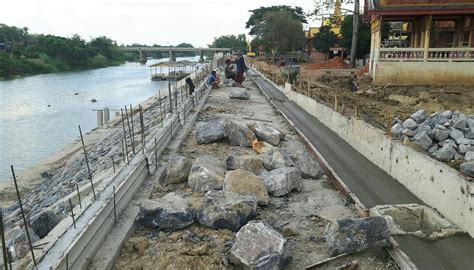 งานก่อสร้างเขื่อนป้องกันตลิ่งริมคลองบางหลวง จ พระนครศรีอยุธยา Aranconcrete