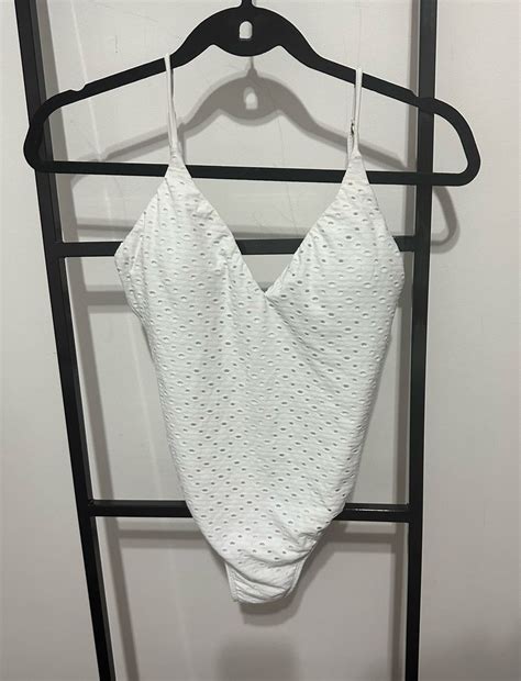 Maio Branco Sofia By Vix Moda Praia Feminina Sofia By Vix Usado 79377906 Enjoei