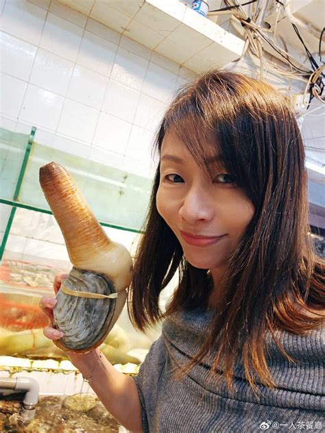 藝術家發明AI 裸體相機 一按生成被攝者脫光衣服相片 LIHKG 討論區