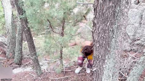 [jungle Sex] Ick Ass Brunette Gets Her Sweaty Pussy Licked And Fucked While Hiking Eporner