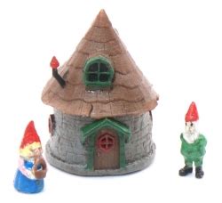 1 48 Garden Gnomes And Hut Kit New Stewart Dollhouse Creations