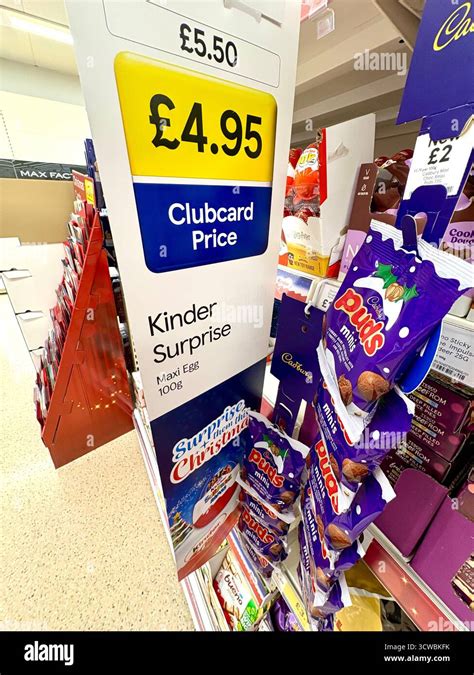 Tesco Supermarket Tesco Clubcard Lower Price On Kinder Surprise
