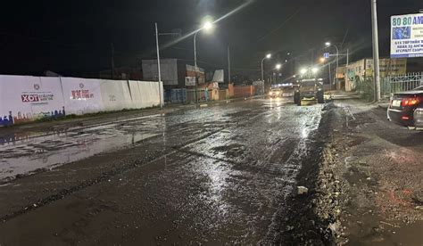 Да хүрээ гудамжны авто замын эвдрэлийг засаж байна