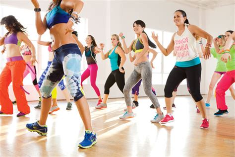 Descubre Las Bondades De Ejercitarte Con La Zumba — Fmdos