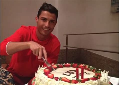 Cristiano Ronaldo Chega Aos 200 Milhões De Fãs