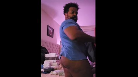 Daddy Shows Juicy Ass While Doing Laundry Gay Black Porn Feat Eddie Daddy Shows Juicy Ass While Doing Laundry Gay Black Porn Feat Eddie