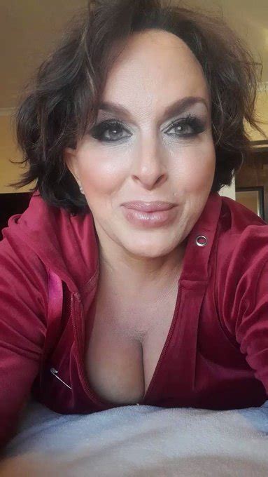 Tw Pornstars Holly Halston Pictures And Videos From Twitter