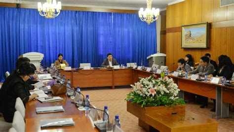 Жендэрийн үндэсний хороо хуралдав