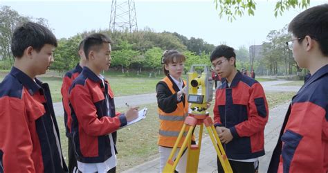 建筑工程学院