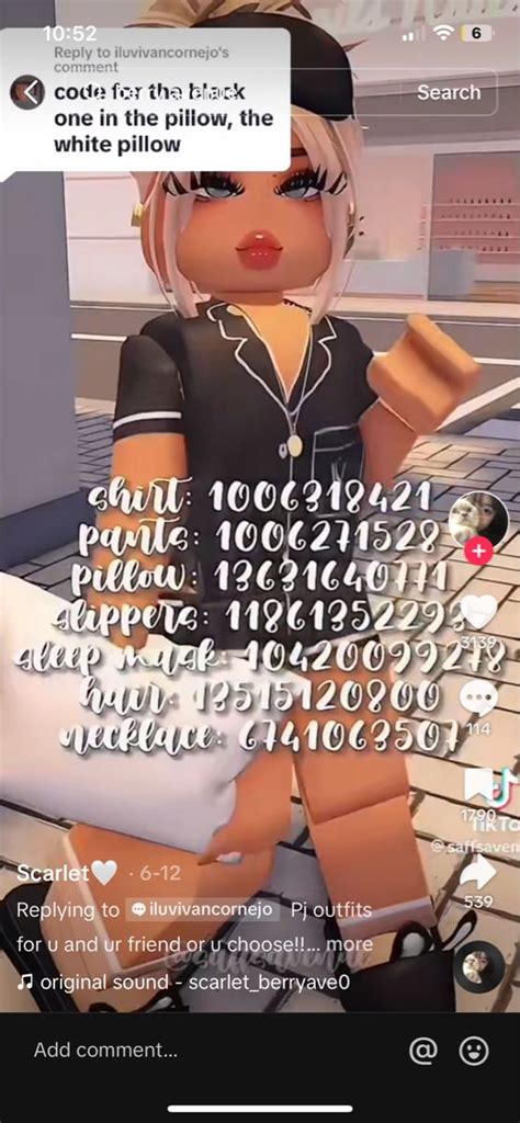 Pin By On Roblox Babe Preppy Mom Mom Outfits Coding