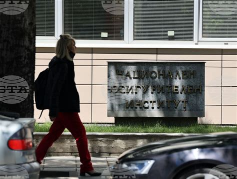 От тази година продължават да се увеличават възрастта и продължителността на осигурителния стаж