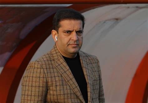 سیف الله پور فاتحه فوتبالی که غیر فوتبالی ها تصمیم بگیرند، بخوانید