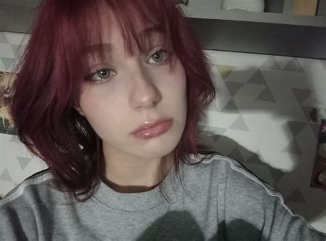 Создать мем рыжие волосы с красными волосами женщина Картинки Meme