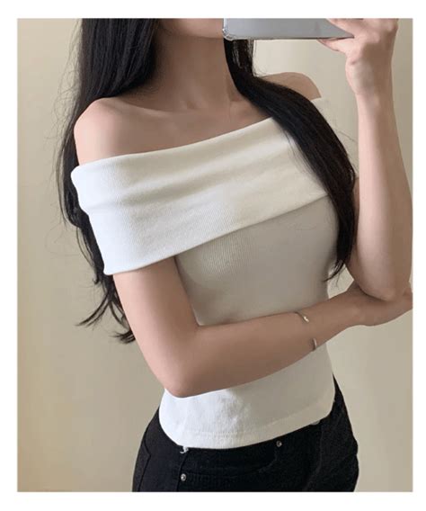 재진행주문폭주 날개 팔뚝커버 베이직 오프숄더 티셔츠 여리핏 꾸안꾸 날씬핏 몸매보정 글램 청순 여친룩 데이트코디 데일리 고급 우아 섹시 소개팅 증명사진 프로필 에이블리