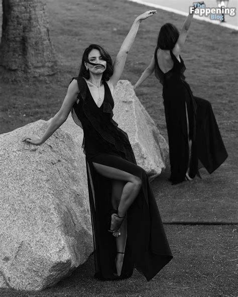 Eiza Gonz Lez Sexy Pics What S Fappened