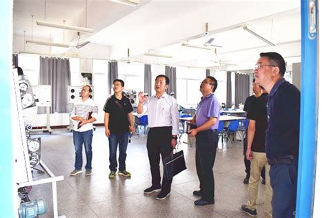 校领导班子率队开展主题教育专题调研 湖北工业职业技术学院新闻网 欢迎你