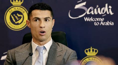 Ronaldo Le Gros Dérapage Lors De Sa Présentation à Al Nassr